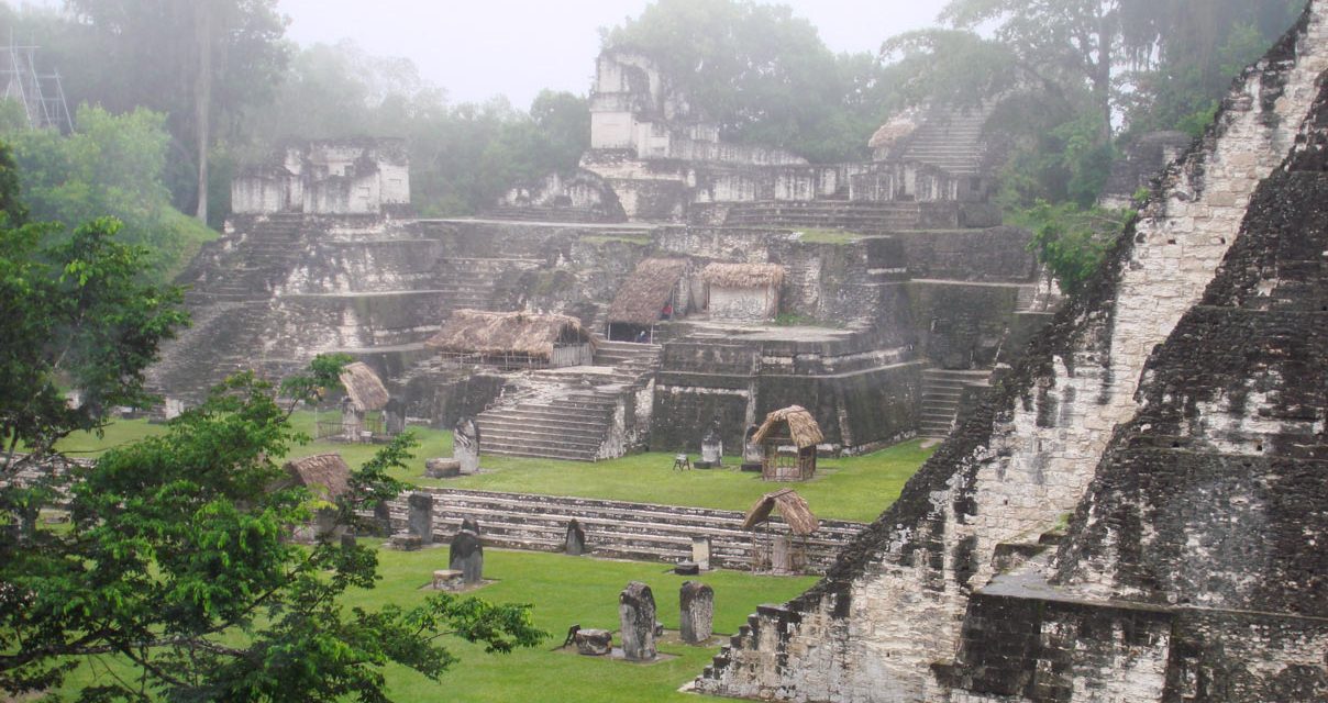 La jungle de El Petén a recouvert la culture Maya au Guatemala – Visit ...